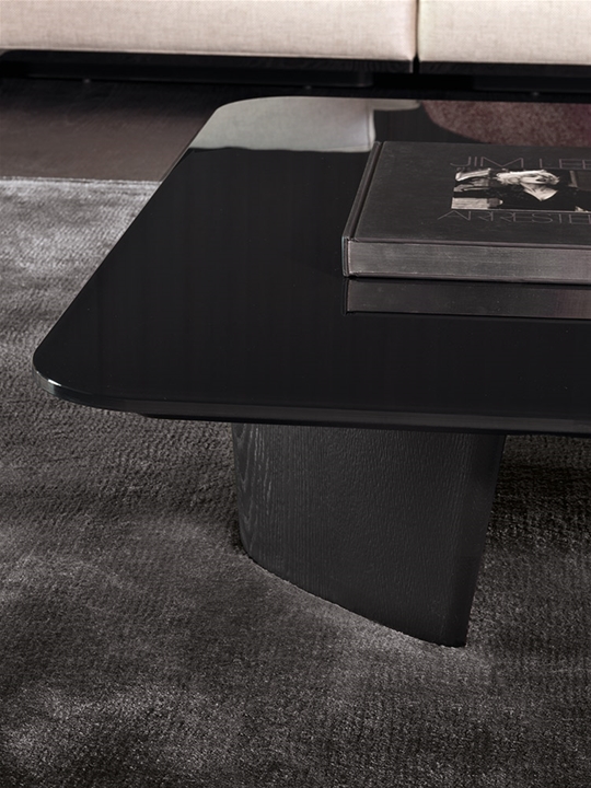 SONG | COFFEE TABLES - EN
