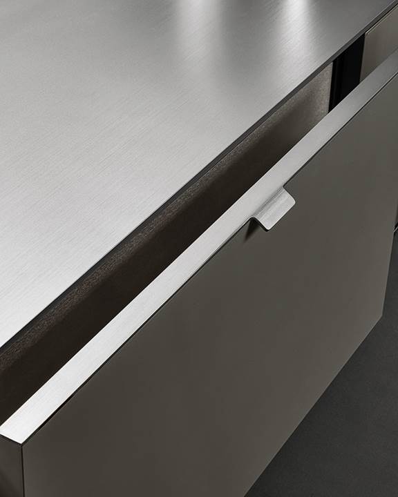 DARREN | BOOKCASES – SIDEBOARDS - EN