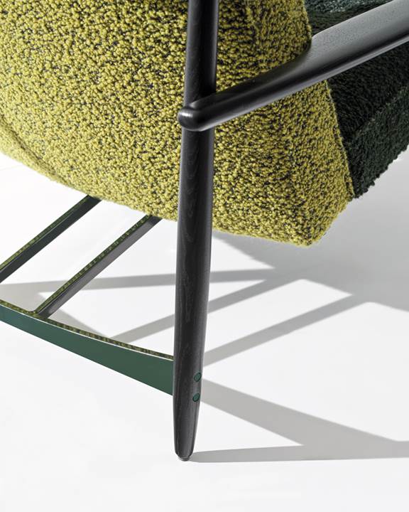 TRIO | ARMCHAIRS - EN