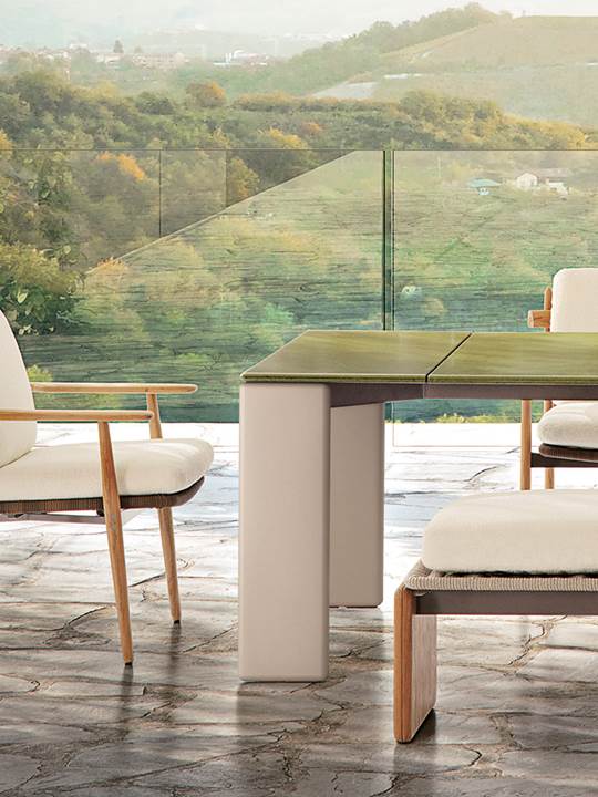 DRAKE DINING OUTDOOR | TABLES - EN